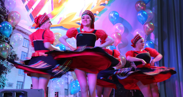 VSTU celebrates the traditional Student Initiation Ceremony